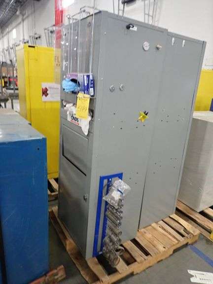 Lot of (2) Cintas Rag Dispensing and Disposal Cabinets - Yellow Tag ...