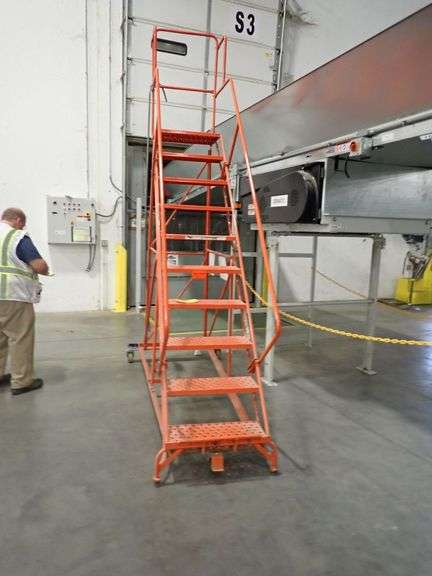 Louisville Steel Warehouse Ladder - Yellow Tag Auctions