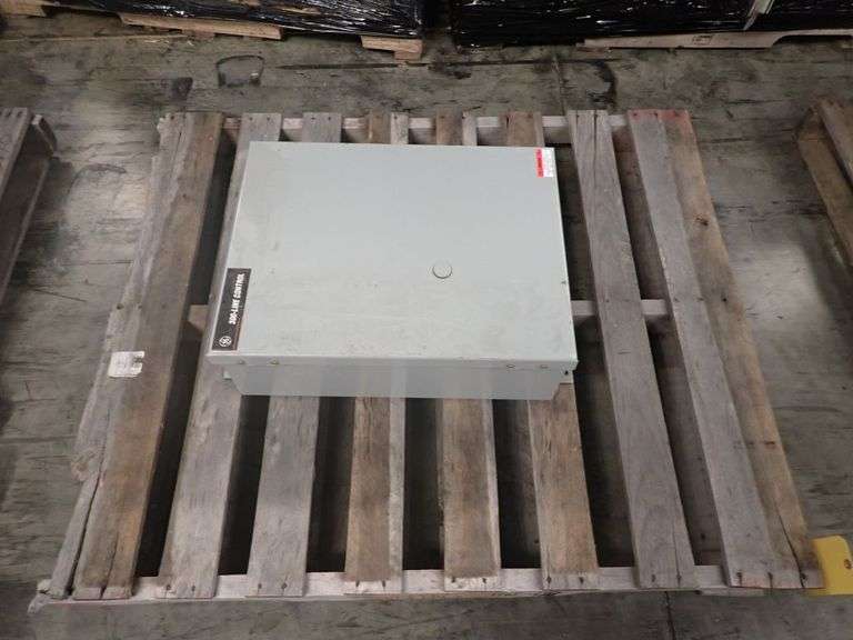 GE 300-Line Control Enclosure - Yellow Tag Auctions