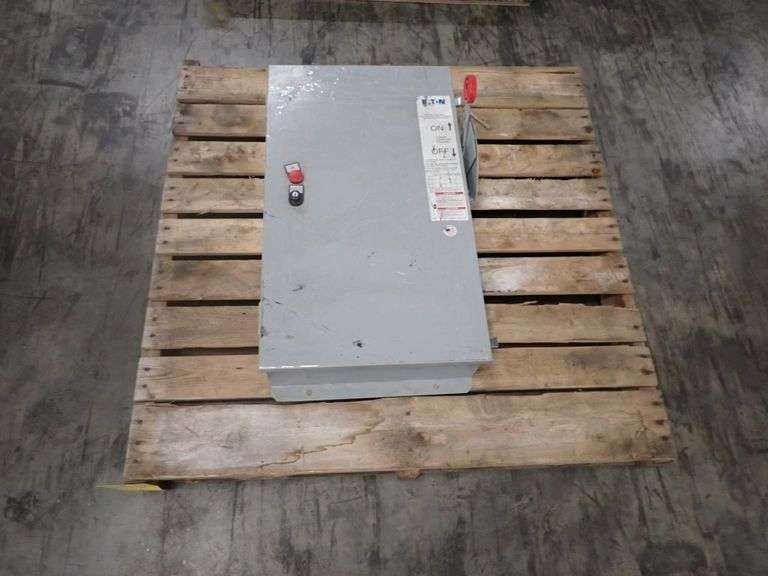 Eaton Elevator Control Switch - Yellow Tag Auctions