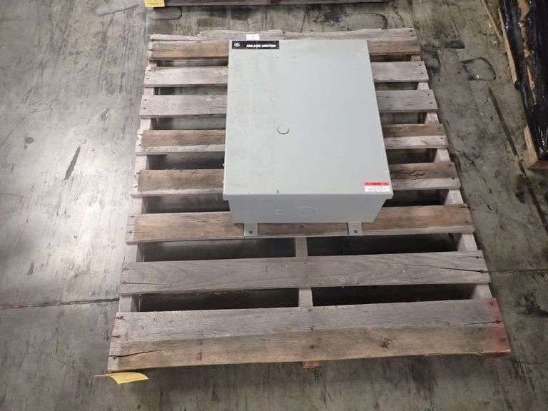 GE 300-Line Control Enclosure - Yellow Tag Auctions