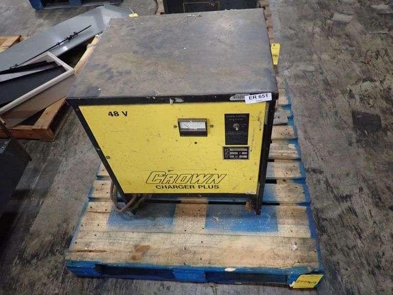 Crown Charger Plus 48V Industrial Batter Charger - Yellow Tag Auctions