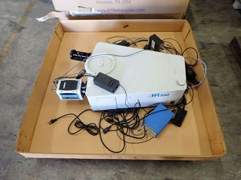 Horiba iHR 550 Mid-Focal Length Imaging Spectrometer - Yellow Tag Auctions