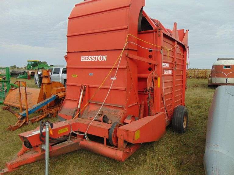 HESSTON STAKHAND 10 STACKER - Ziemer Hilbrands Auctions