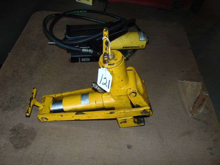 ENERPAC BEAD BREAKER - (TRACTOR TIRES) - Ziemer Hilbrands Auctions