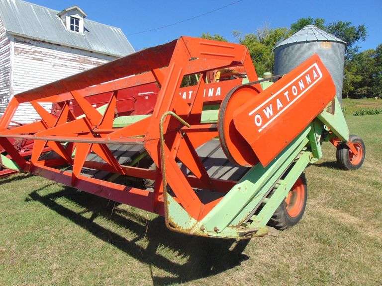 OWATONNA 350 12 FT SWATHER WITH FORD 4 CYL MOTOR - Ziemer Hilbrands ...