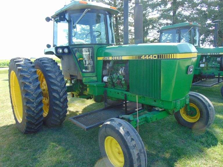 JD 4440 QUAD 14.9-46 TIRES & DUALS, 3 HYD, 3 PT, PTO, TACH SHOW 8540 ...