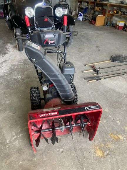 CRAFTSMAN SNOWBLOWER 26" ELECTRIC START, 4 WAY CHUTE CONTROL, USED VERY ...